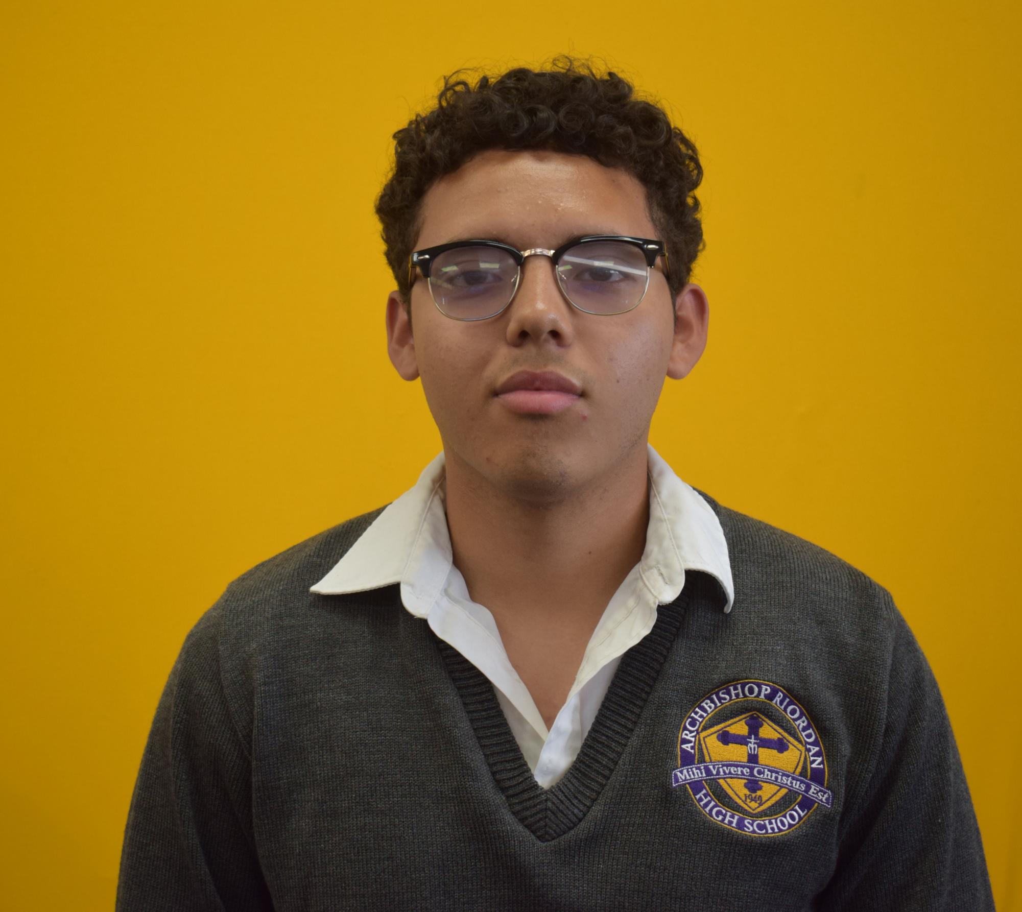 Roman Castro ’25 – The Crusader